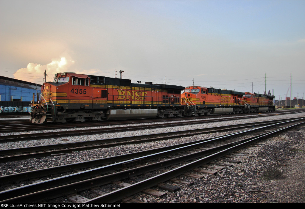 BNSF 4355, BNSF 7696, & BNSF 4920